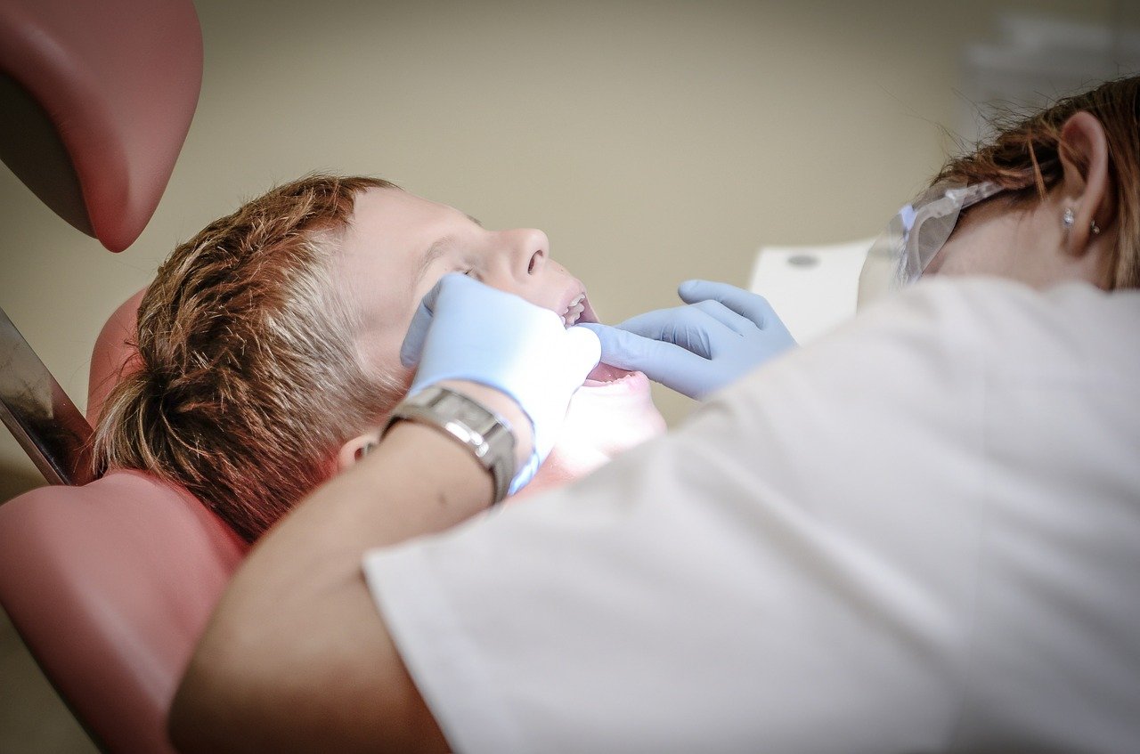 Dentist for Kids With Autism: 4 Things to Consider - Special Needs Dentist